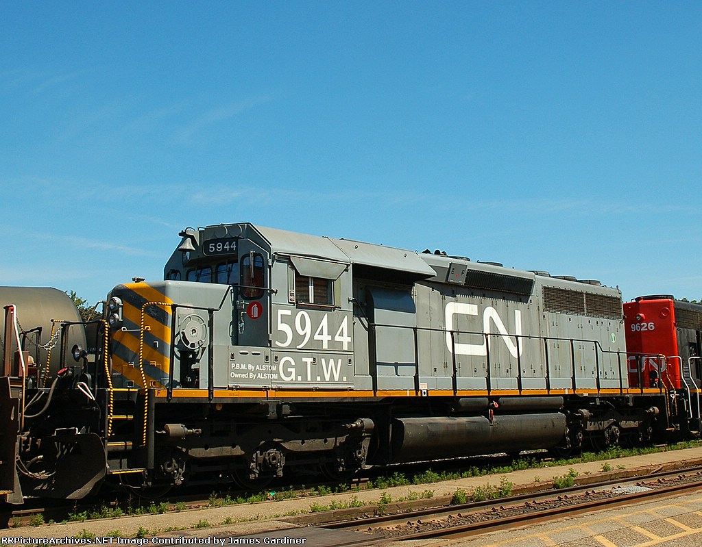 GTW 5944